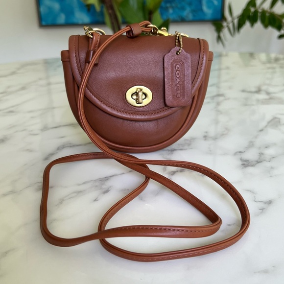 Coach | Bags | Coach Vintage Mini Turnlock Crossbody Belt Bag 9826 ...